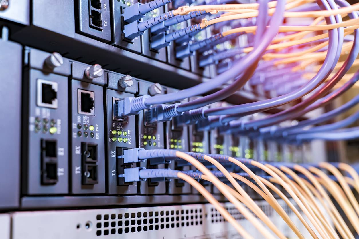 Les avantages de la fibre optique en entreprise - Bureau des Telecoms
